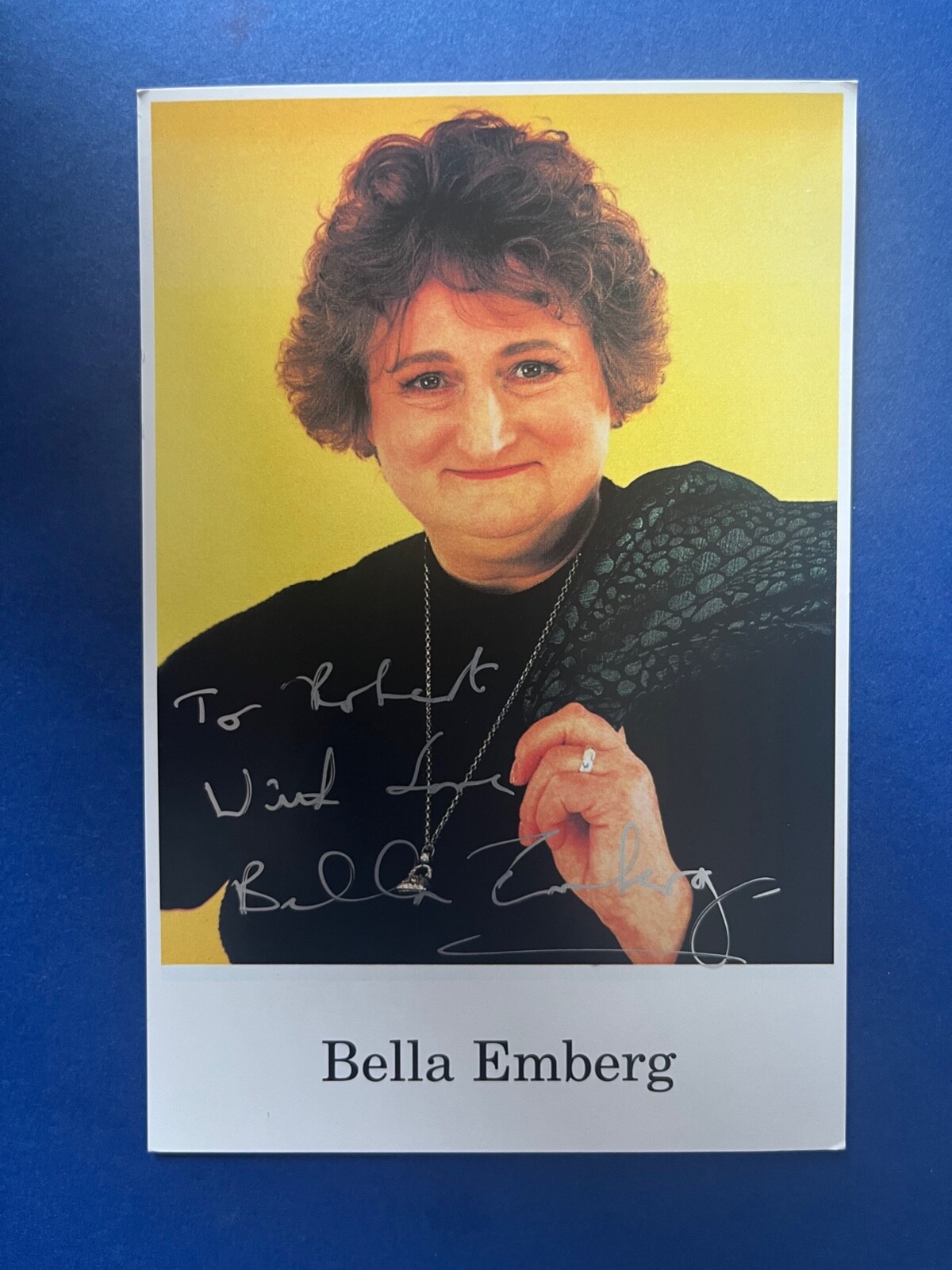 BELLA EMBERG - COMEDY ACTRESS & ENTERTAINER - EXCELLENT SIGNED PHOTO ...