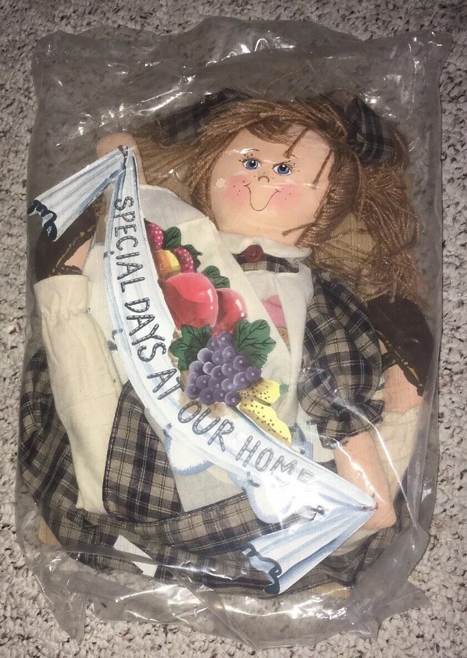 New~NIP~SPECIAL DAYS AT OUR HOME Fabric Doll~You Write On Dates~House ...