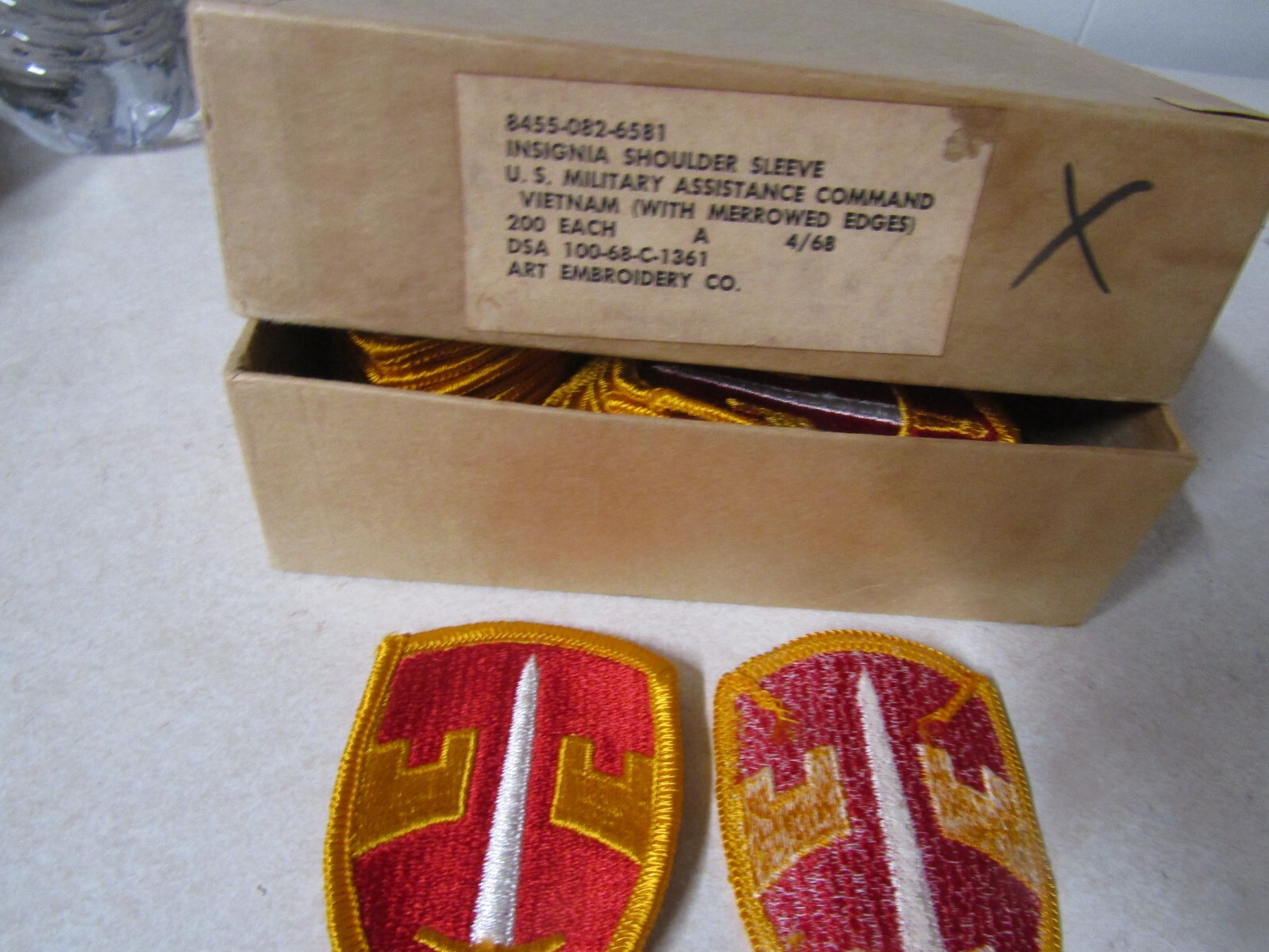 MILITARY PATCH SEW ON COLORED US ARMY ASSISTANCE COMMAND VIETNAM MAC-V ...