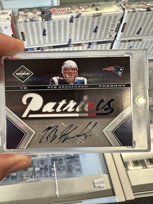 2010 Limited #215 Rob Gronkowski Auto Autograph RC Rookie | eBay