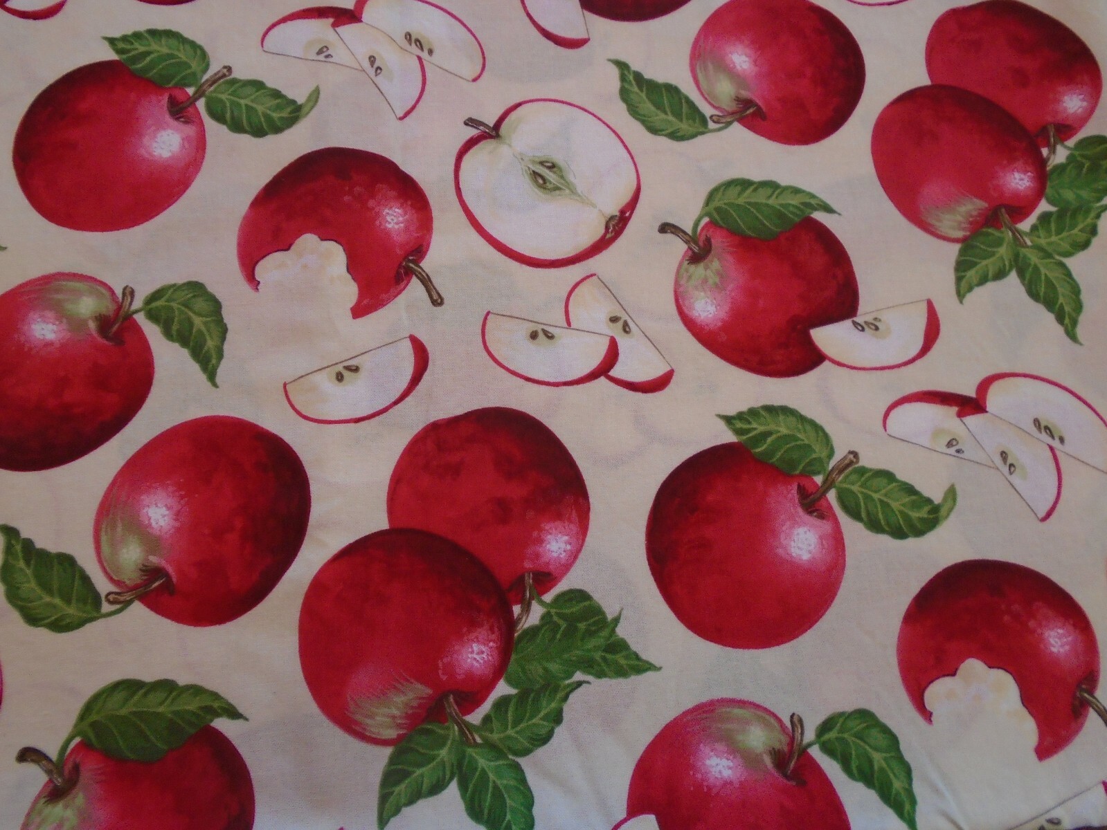 Apple print by Hi-Fashion Fabrics 1/4 yd. x 44" wide Cotton print ...