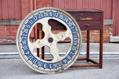 Antique Gambling Wheel Roulette Carnival Game Oddity Vintage wood ...