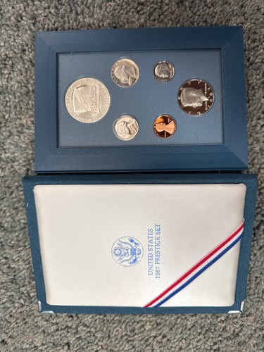 1987 Prestige Set US Mint Constitution Silver Dollar w/ Box & COA 6 ...