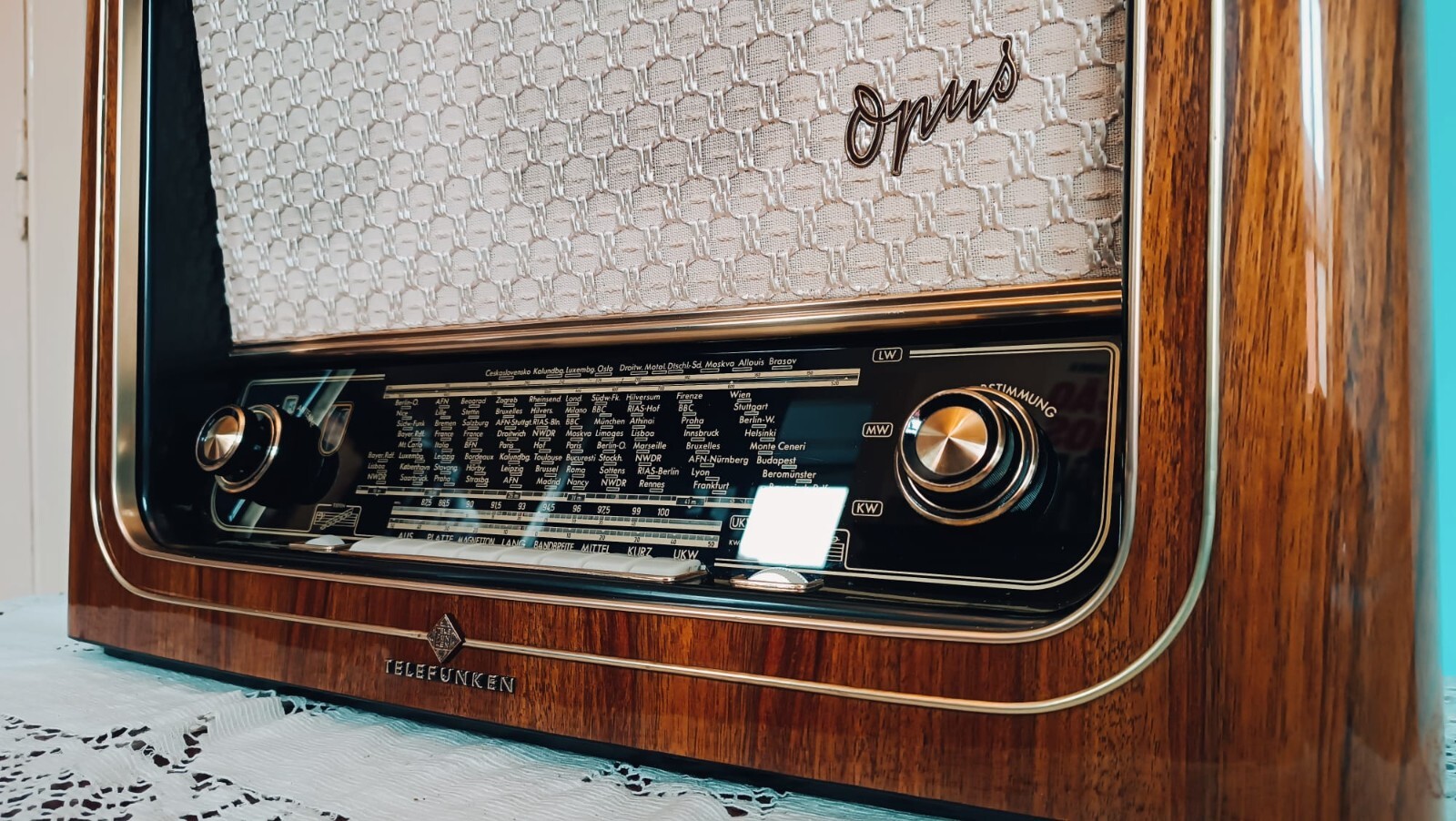 Röhrenradio Restauriert - TELEFUNKEN OPUS 55 - Bluetooth | eBay.de