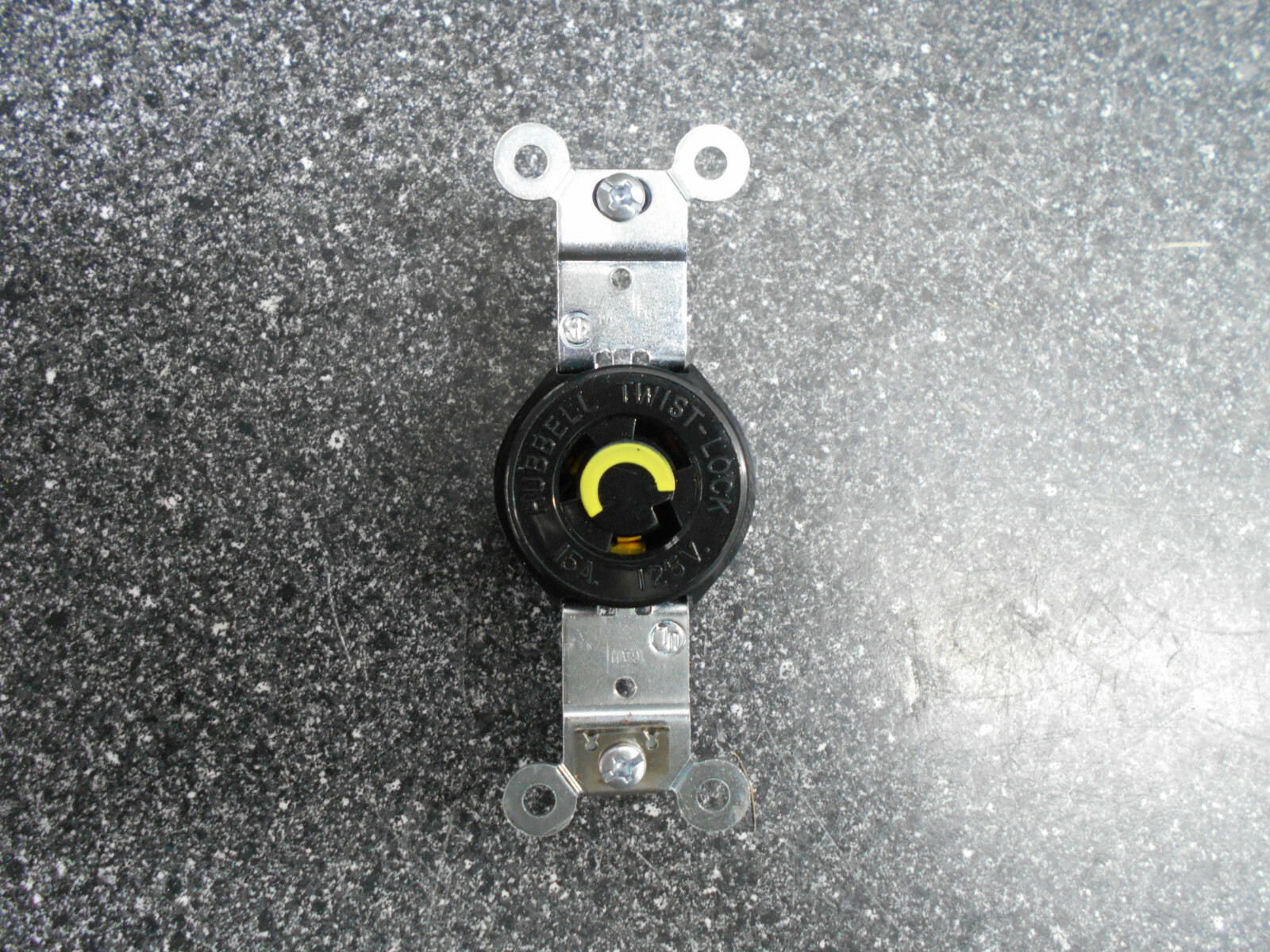 HUBBELL HBL4710 TWIST-LOCK RECEPTACLE 15A 125V 2P 3W GROUNDING | eBay