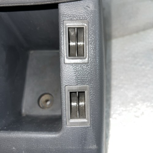 1991-1994 TOYOTA LAND CRUISER FJ80 FRONT CENTER CONSOLE STORAGE TRAY ...