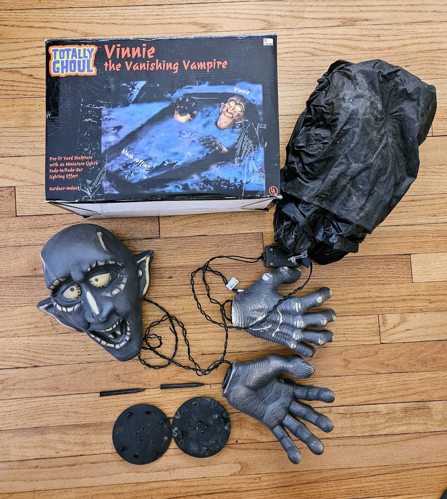 Rare Totally Ghoul Vinnie The Vanishing Vampire Halloween 6196