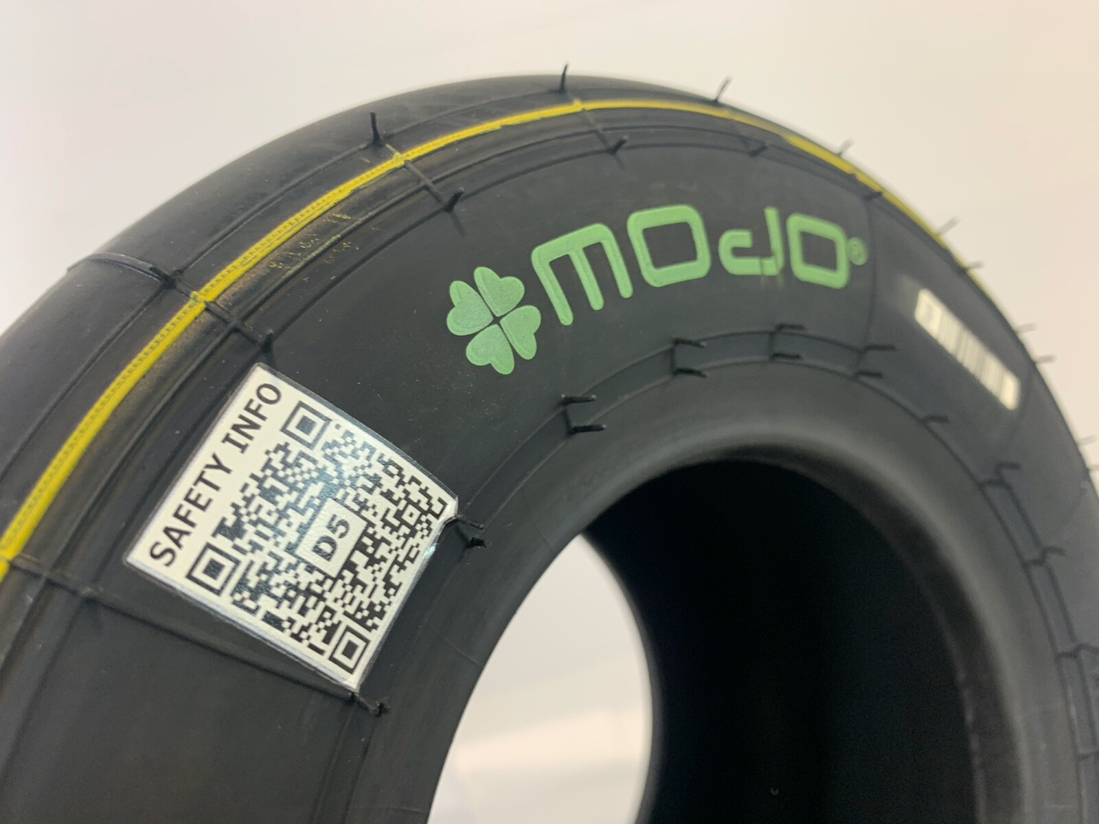 MOJO D5 CIK SLICK TYRE SET, ROTAX MAX, BRAND NEW - NEXTKARTING UK KART ...