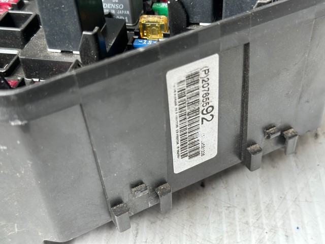 2008-2009 Cadillac CTS Fuse Box Relay Junction Unit 20765592 Module 731 ...