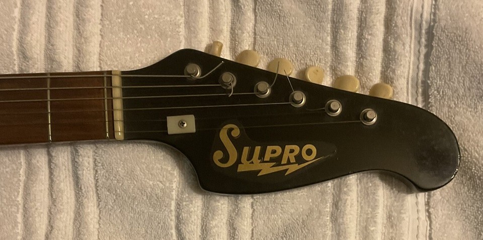 Supro Normandy Electric Guitar Model 5602- 2 Pickups, Cherry Shade With ...