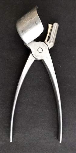 THE YORK Nut Sheller TEXAN MODEL 7.5” Vintage Spring Handled Pecans SAN ...