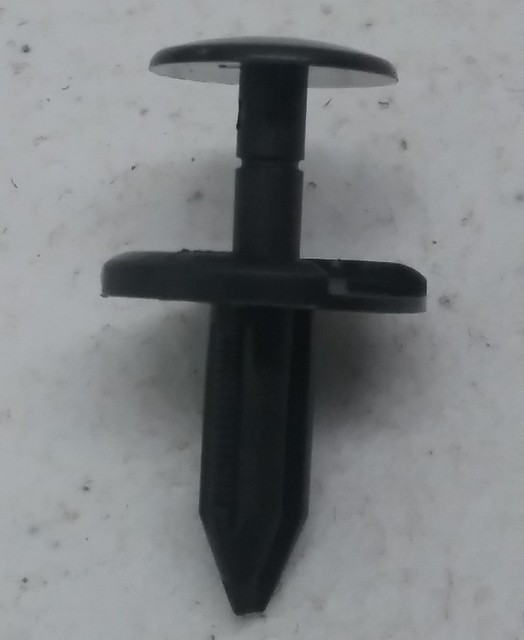 Genuine GM General Motors Flare Retainer OEM Part No. 15149708 for sale ...