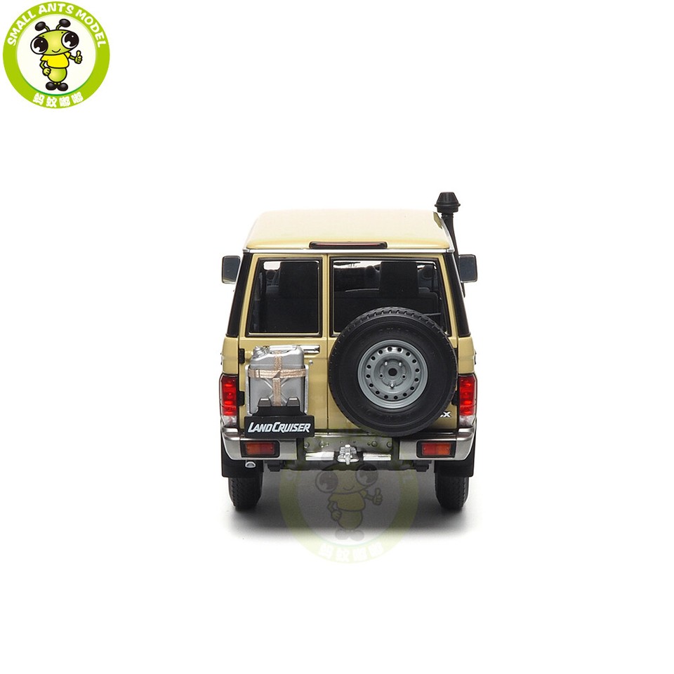 1/18 Toyota Land Cruiser 70 Series J76 LC76 Almost Real 870102 Diecast ...