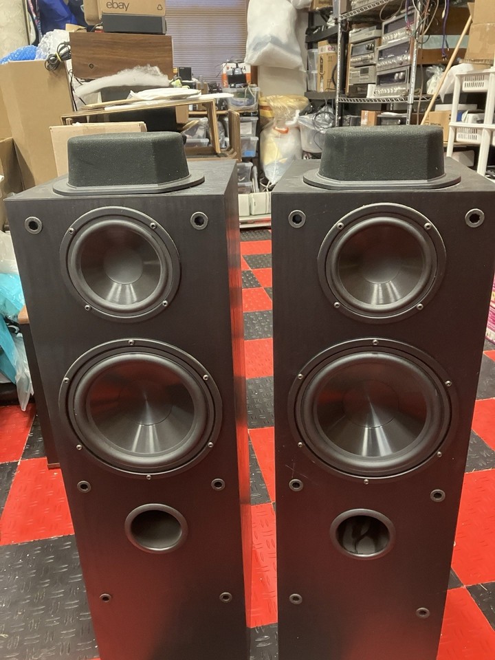 AURA LST837D line source loudspeakers **local pickup only** LINAEUM ...