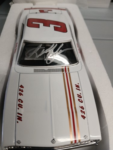 BUDDY BAKER AUTOGRAPHED 1969 ROYAL DODGE CHARGER DIECAST W/COA & CARD ...