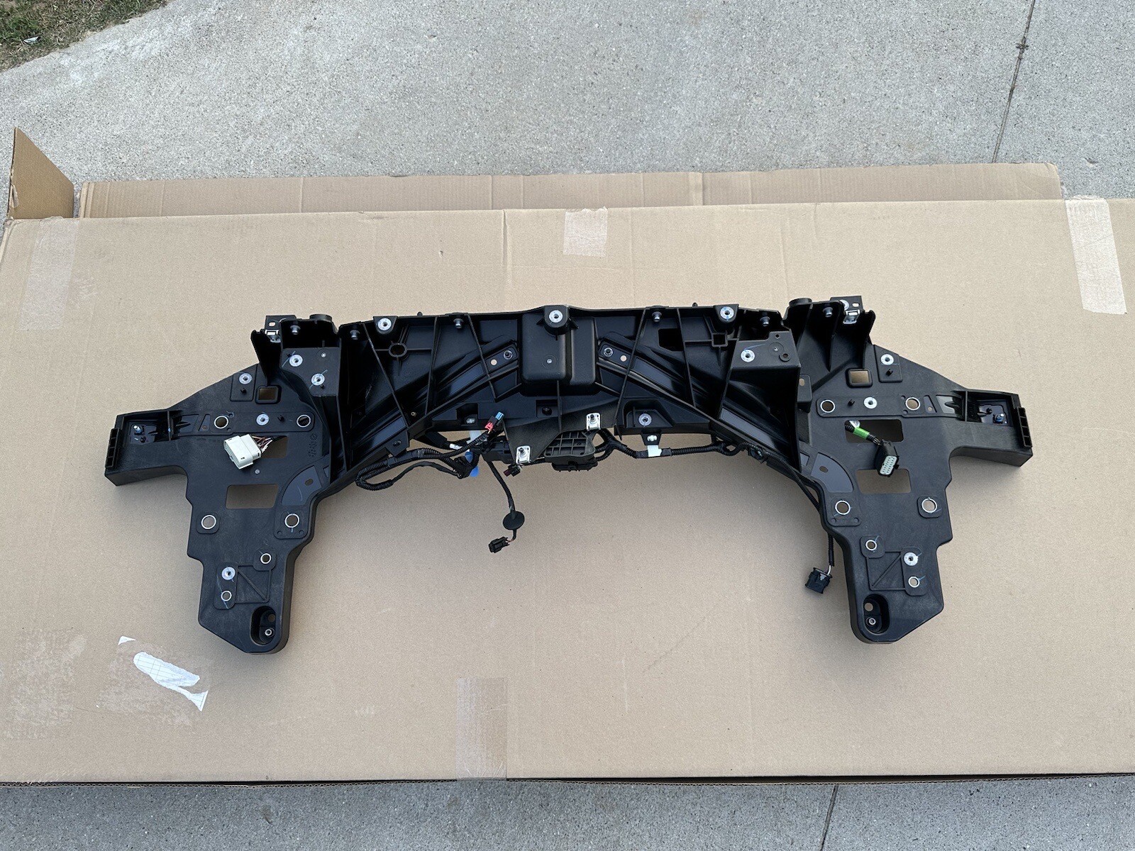 Tesla Model S Plaid Front Carrier Support Radiator 1610659-00-B 1608181 ...