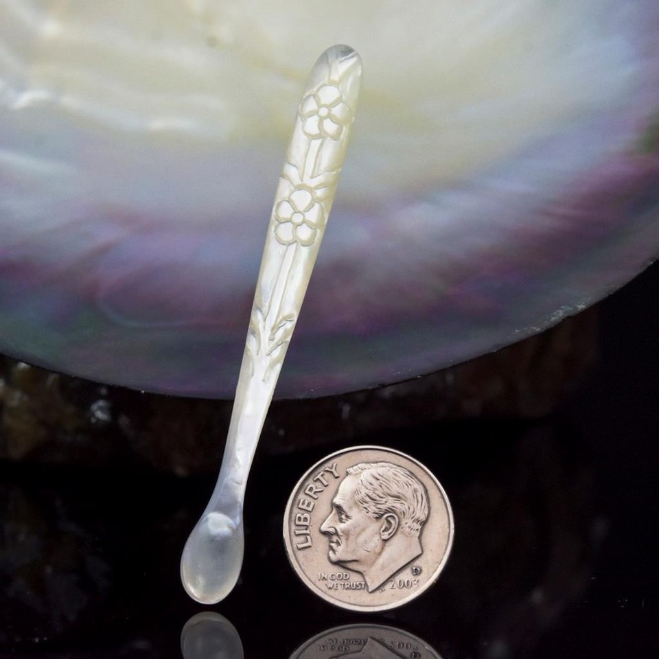 Ornate White Mother-of-Pearl Salt Spoon - Hand Carved Floral Relief 1. ...