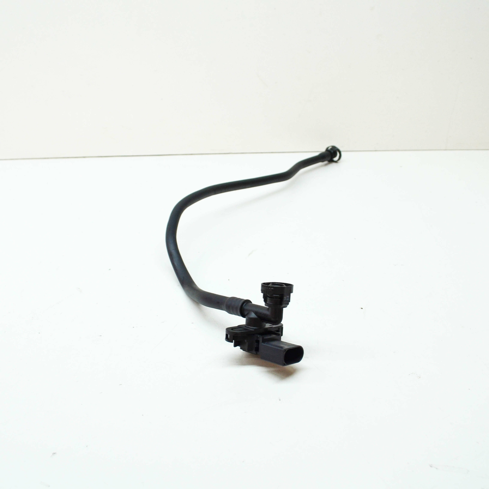 NEW BMW 3 F30 FUEL TANK EVAPORATOR W PRESSURE LINE 13907643105 ORIGINAL ...