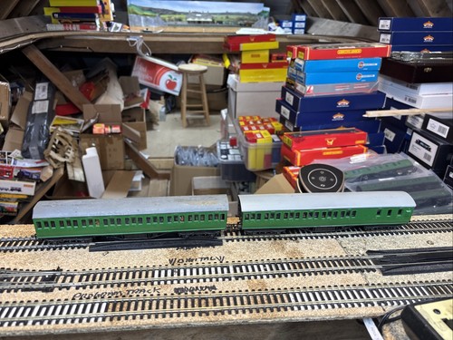 2 x OO gauge kit-built Southern Region coaches, push pull set, unboxed ...