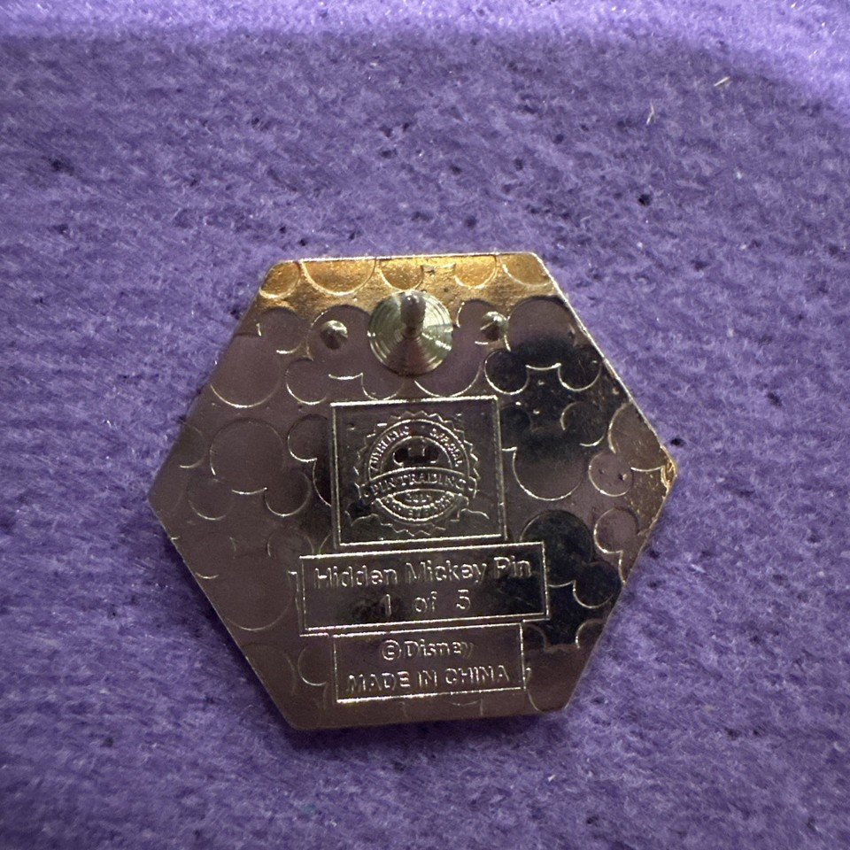 2019 Disney Hidden MICKEY MOUSE Animated Shorts Art Style Unfilled ...