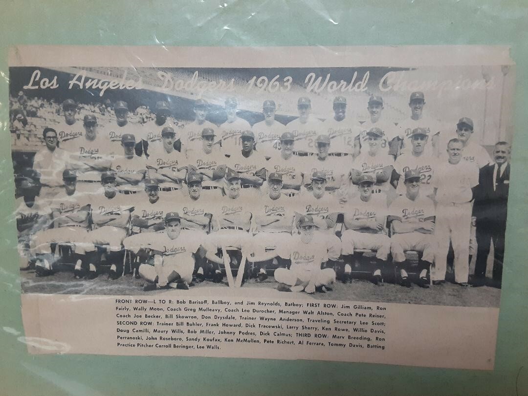 1963 LOS ANGELES DODGERS WORLD CHAMPIONS TEAM MAGAZINE CLIPPING + 1997 ...