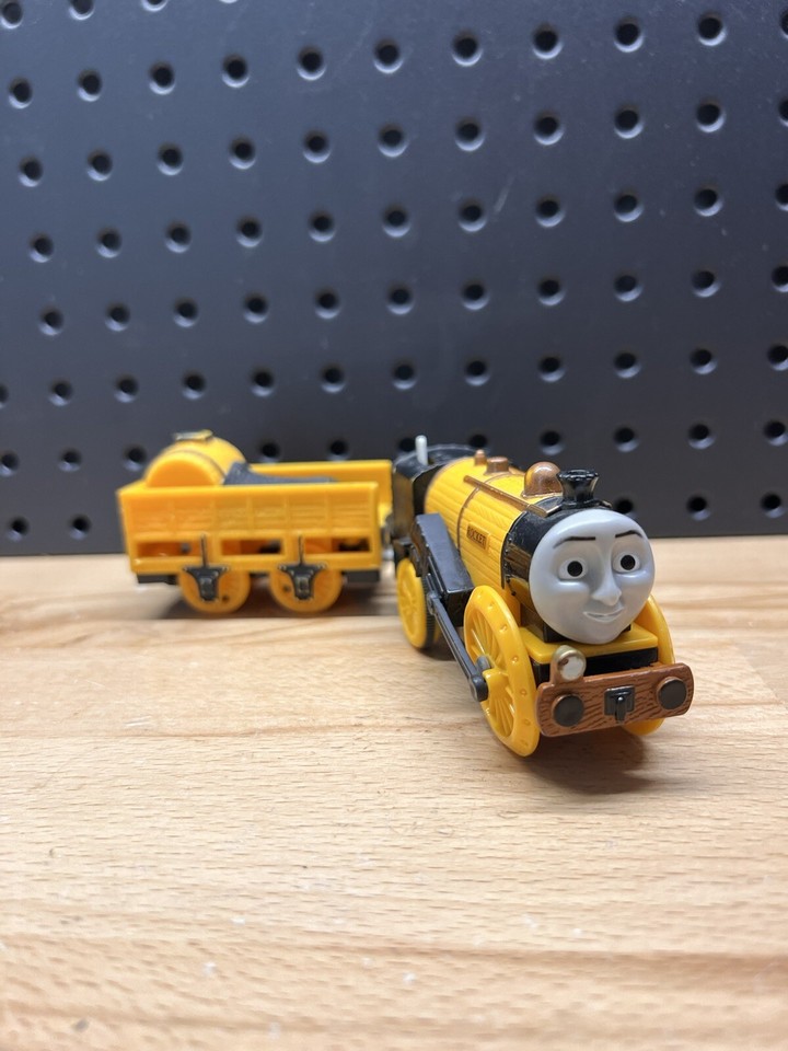 Thomas & Friends Trackmaster Motorized Train Stephen "The Rocket" | eBay