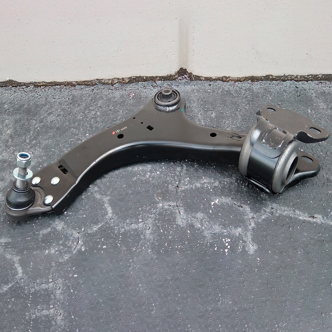 LAND ROVER CONTROL ARM FRONT LR2 LH NEW LR007206 | eBay