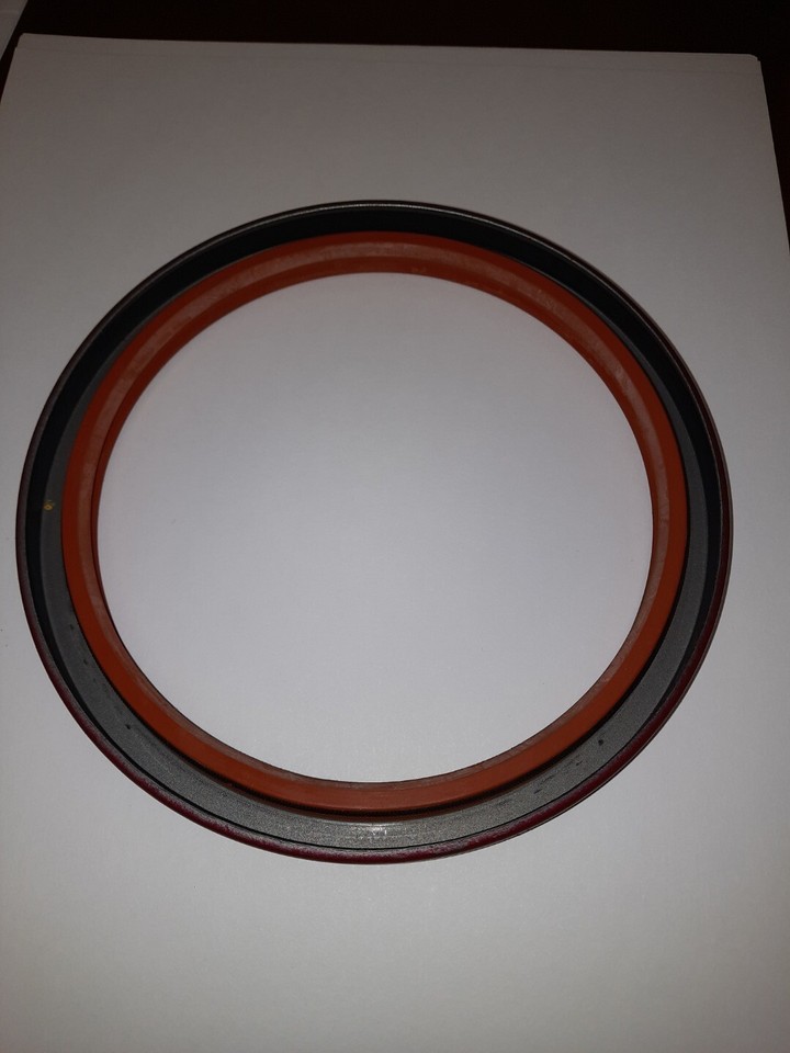 NOS REAR MAIN SEAL Multi Fuel Crankshaft LDT-465 LDS-465 M35A2 M54A2 ...