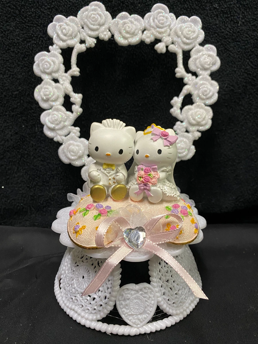 Hello Kitty Wedding Cake