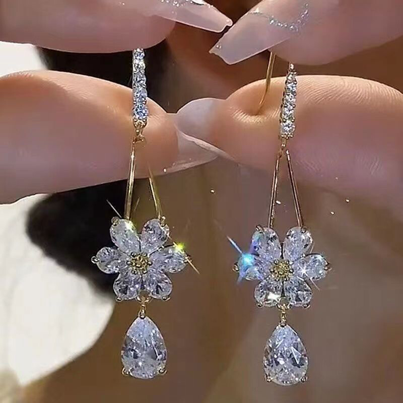 Elegant Flower Shape Pendant Gold Color Earrings For Women Sweet Girls ...