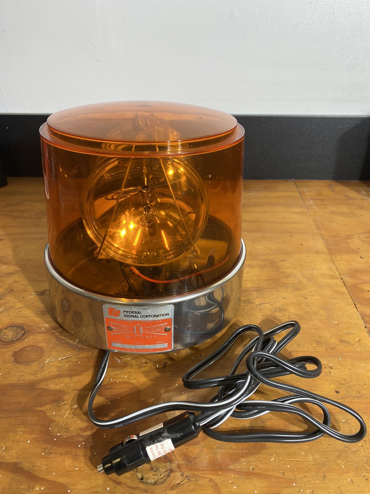 Federal Signal Model 14 Double Rotating Light Amber Emergency Beacon ...