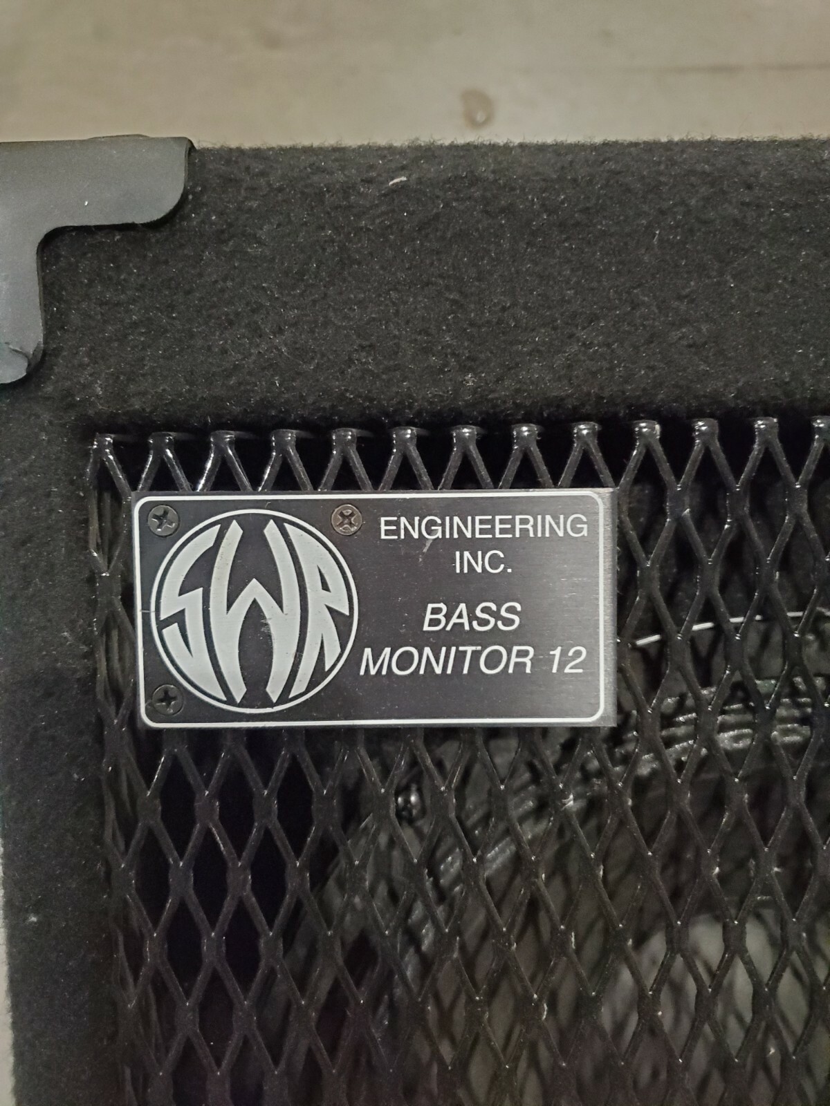 SWR Bass Monitor 12 Angeled Bass Cabinet with Tweeter Adjustment | eBay