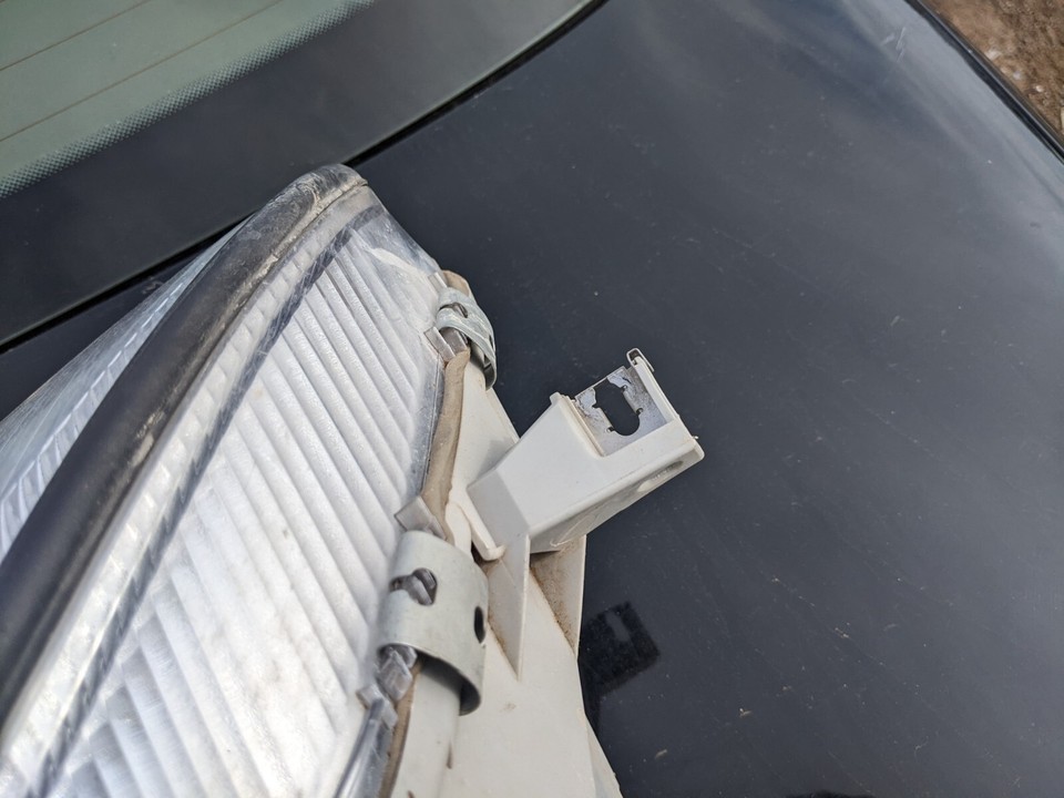R170 MERCEDES 97-04 SLK CLASS FRONT RIGHT PASSENGER SIDE HALOGEN ...