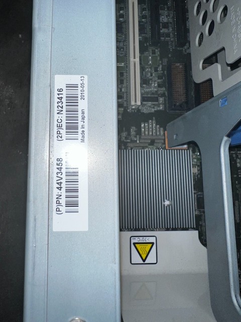 IBM 8233-e8b Power 750 Express Server 8-core Power7 3.0ghz 8334 32gb ...