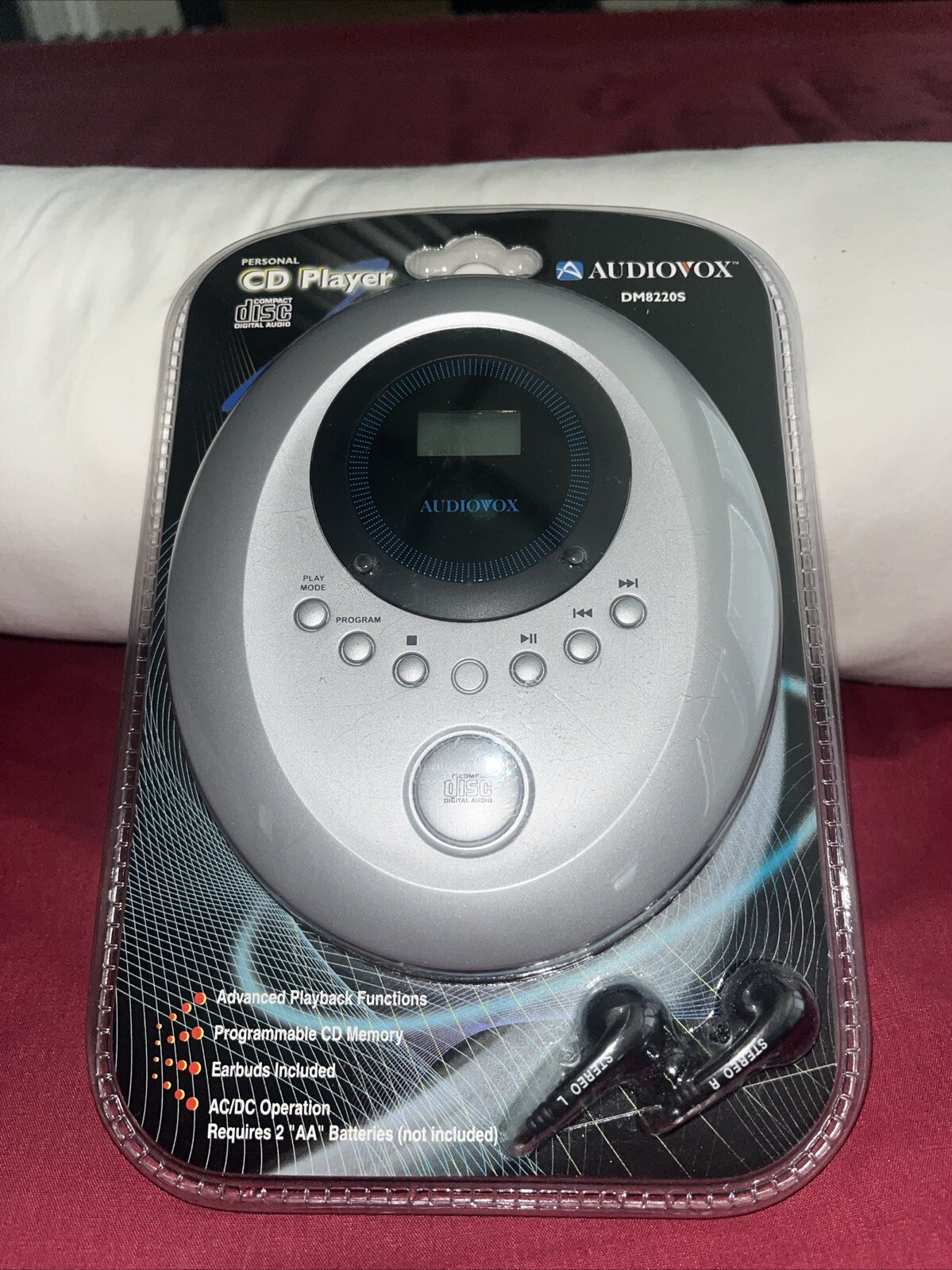 Audiovox DM8220S Portable CD Player W/ Ear Buds Silver *New & Factory ...