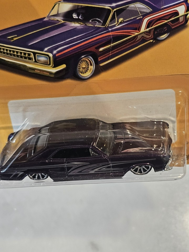 Hot Wheels Lowriders '64 Buick Riviera (Purple) | eBay