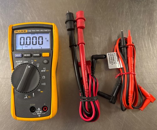 Fluke 116 True rms multimeter temp 600V cat III mv ac dc range ohms ...
