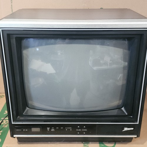 Vintage Wood Grain Zenith Color TV Retro Gaming D1312w television ...