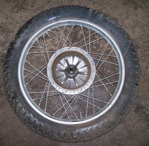FRONT WHEEL TAKEN OFF CB500-4 HONDA CB 500 05-1972 | eBay
