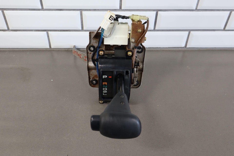 99-00 Toyota 4Runner Auto Trans Floor Shifter W/Bezel & Knob | eBay