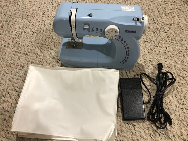 Kenmore Light Blue Mini Ultra Sewing Machine 38511206300 Nr for sale ...