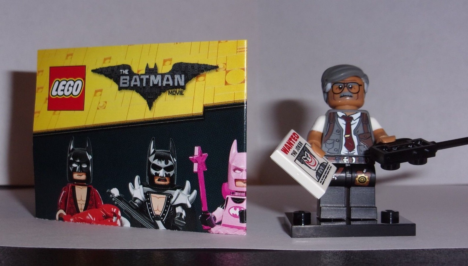 Lego Minifigures - The Lego Batman Movie Series 1 - Commissioner Gordon ...