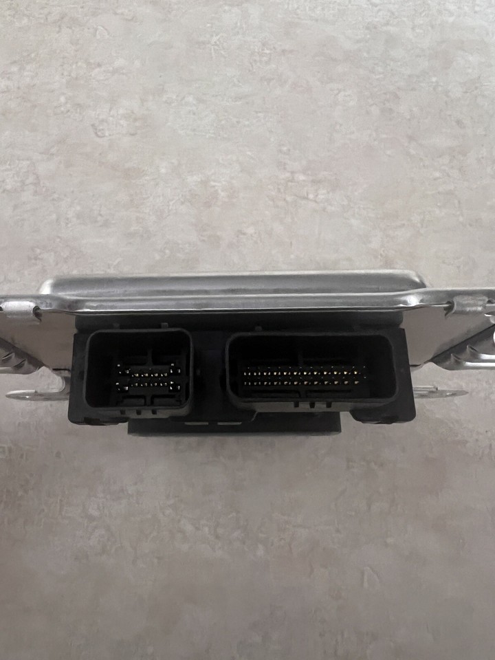 Chrysler front control module 4692019AK | eBay