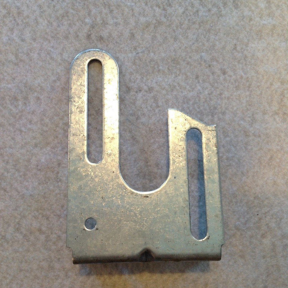 5 5/8" x 4" Center Support Bracket Garage Door Overhead Parts USA 12 ...