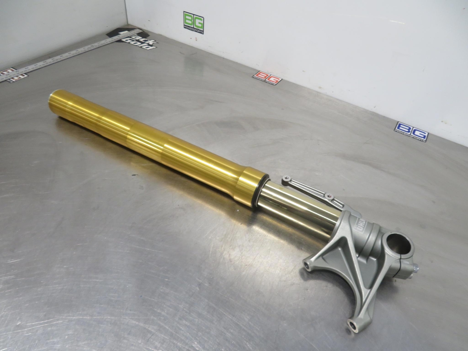 EB1307 2018 18 DUCATI SUPERSPORT S 939 RIGHT RH OHLINS FORK | eBay