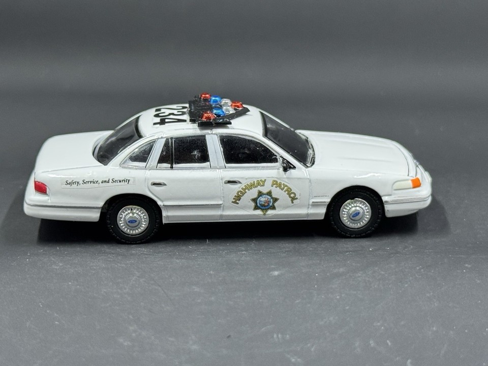 GreenLight 1993 Ford Crown Vic Police Interceptor CHP California ...