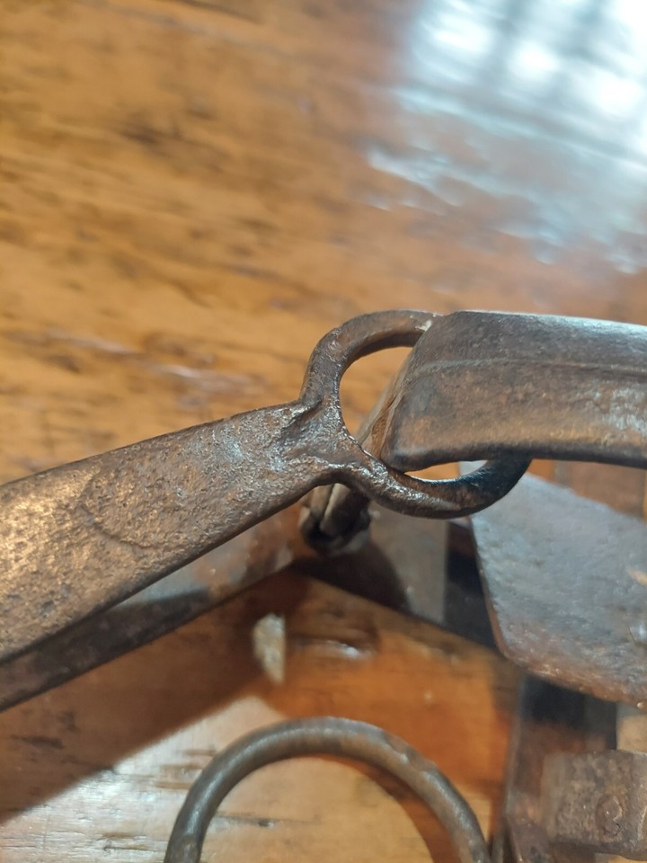 Antique Hand Forged No 2 Long Spring Trap Trapping Cast 8 Chain | eBay