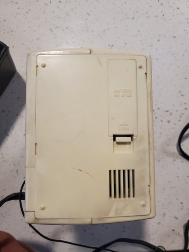 Vintage SHARP FX-C24 (W) DUAL ALARM CLOCK RADIO White Triangular Hong ...