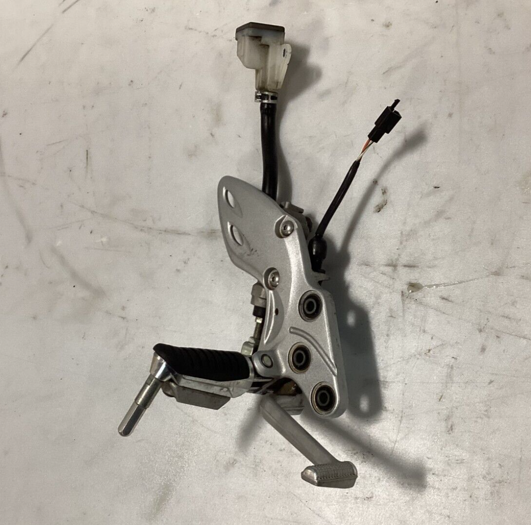 08-20 Suzuki Hayabusa RIGHT SIDE REARSET REAR SET BRAKE FOOT REST ...