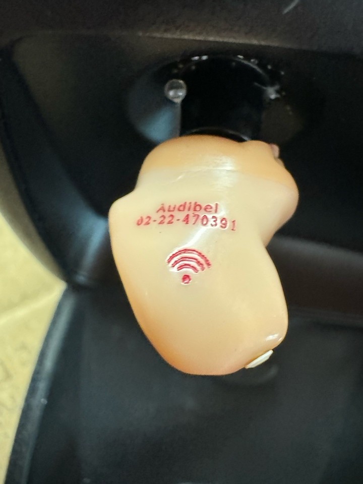 Starkey (In-The-Canal) ITC Hearing Aids, Tested Works. L & R With ...